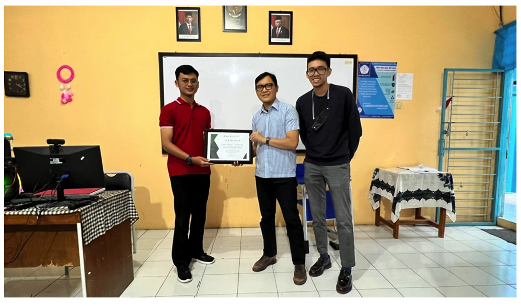 Hibah Video Promosi sebagai Strategi Membangun Digital Marketing SMP ...